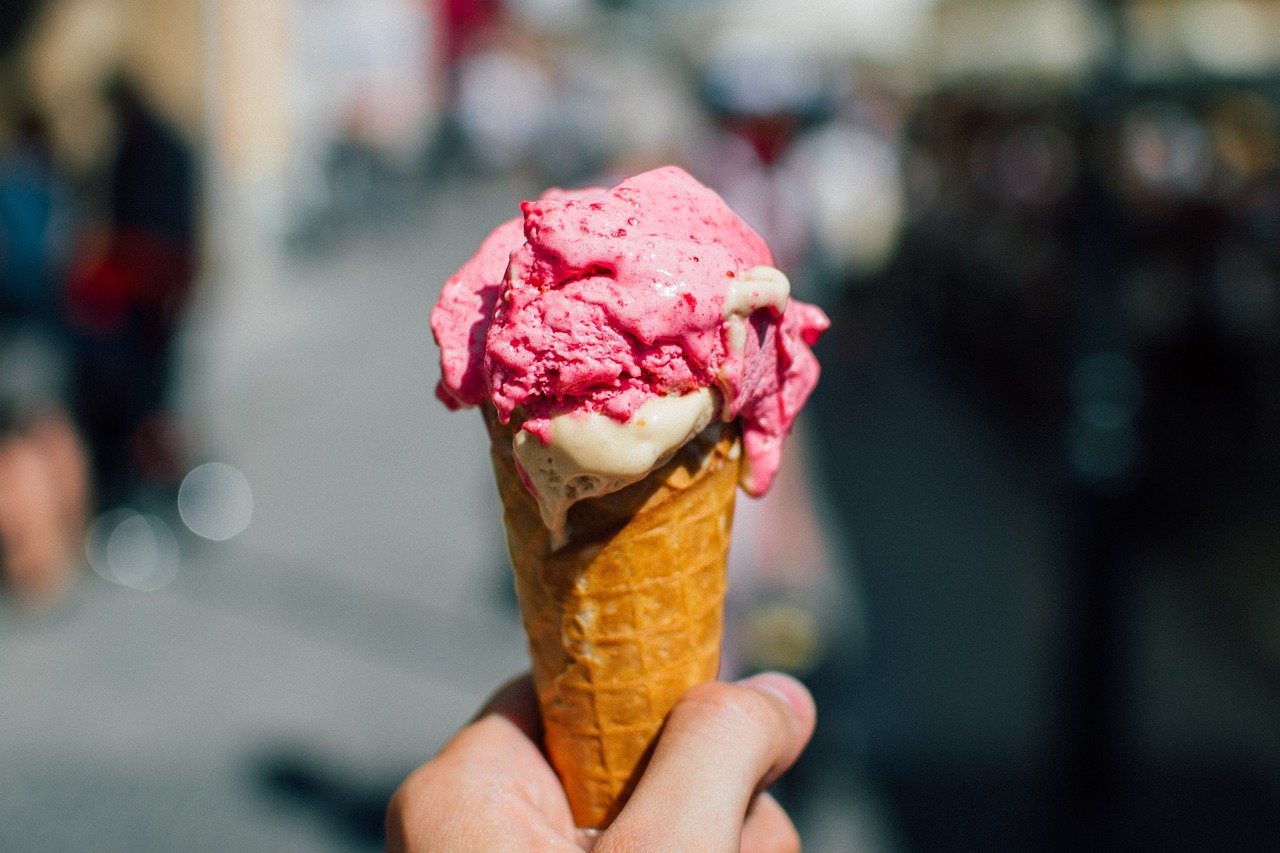 8 of the Weirdest Ice Cream Flavors Ever Sold - Oddee