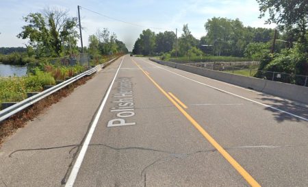 7 of the Most Terrifying Haunted Roads in America - Oddee