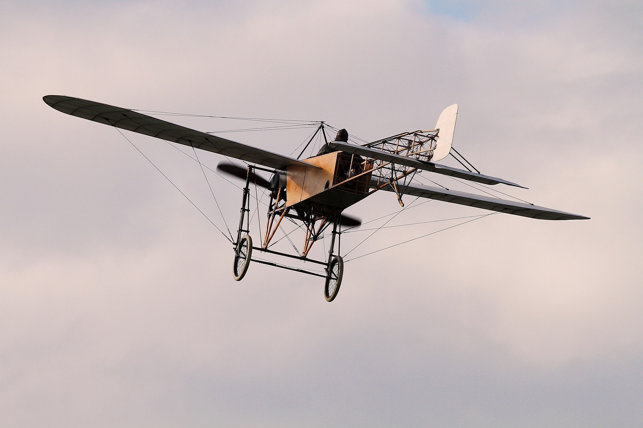 7 of the Most Bizarre Airplanes Ever Designed - Oddee