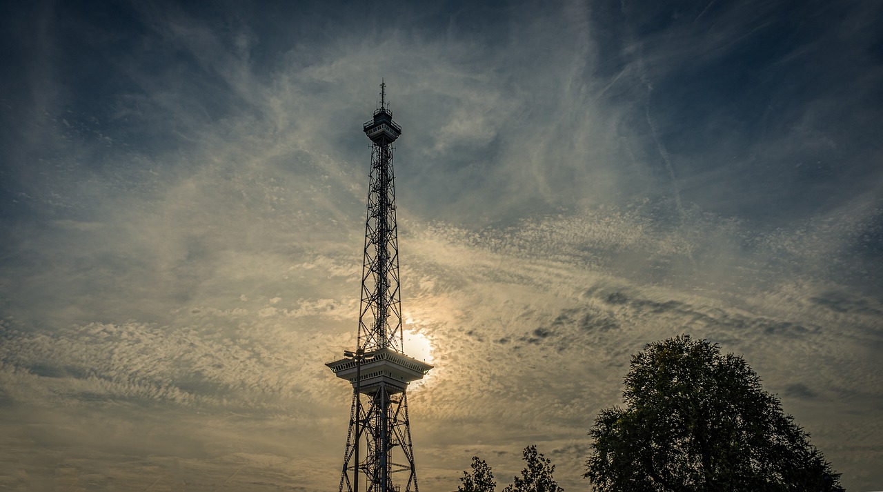 Thieves Steal Alabama Radio Station’s 200-foot-tall Transmitter Tower ...