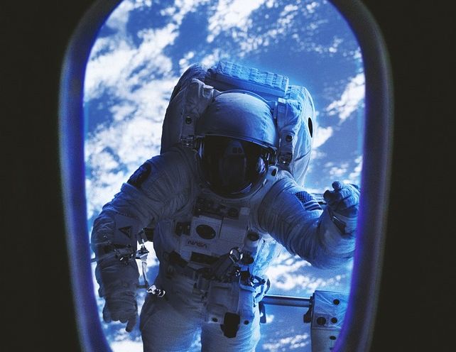 Malfunctioning Boeing Starliner Has Left Two Astronauts Stranded in ...