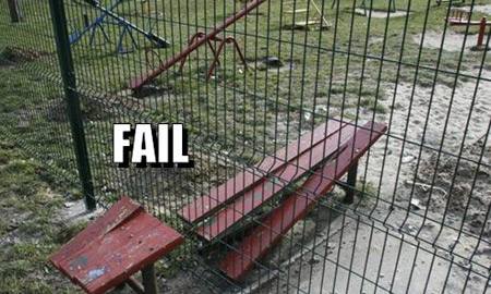 16 Hilarious Fence Fails - Oddee