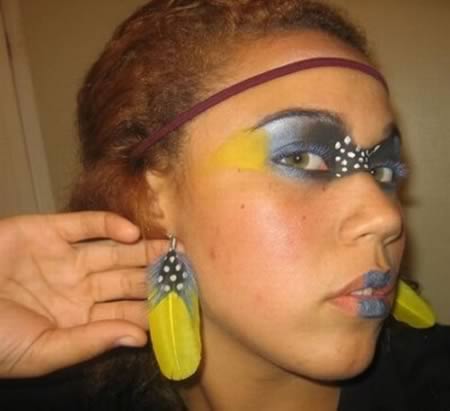 11 Worst Makeup Disasters - makeup fails, ugly makeup - Oddee