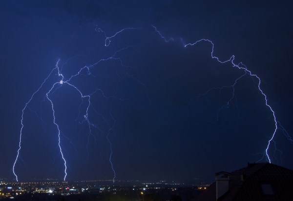 20 Amazing Photos of Natural Disasters - Oddee