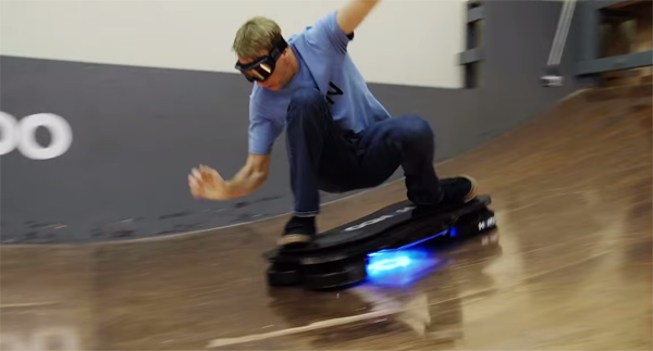 9 Unbelievable Hoverboard Stories - Oddee