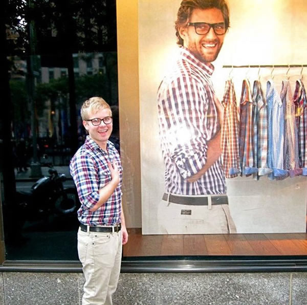 12 Hilarious Matching Outfits - Oddee