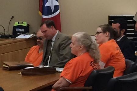 10 Small Town Feuds That Went Over-the-Top - Oddee