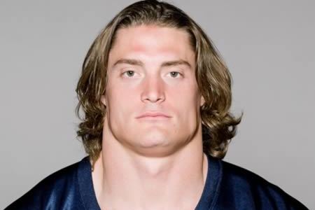 10 Weirdest Necks - Oddee