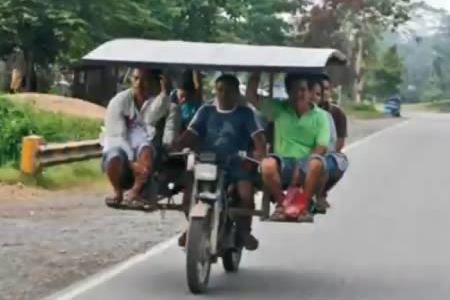12 Most Reckless People on Motorcycle - Oddee