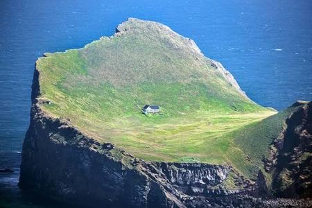 12 Most Amazing Secluded Houses - secluded houses - Oddee