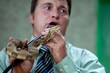 10 of the Weirdest Deaths - weird deaths, strange deaths - Oddee