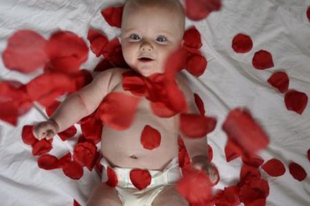 12 Fascinating Traditions for Welcoming Newborns - babies, tradition ...