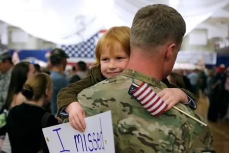 9 Most Heartwarming Stories of Surprise Military Homecomings - Oddee