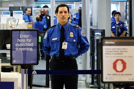 9 Unbelievable Airport Security Fails - Oddee