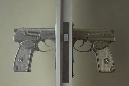 12 Bizarre Door Knobs and Handles - Oddee