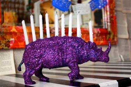 10 Weird Menorahs - Oddee